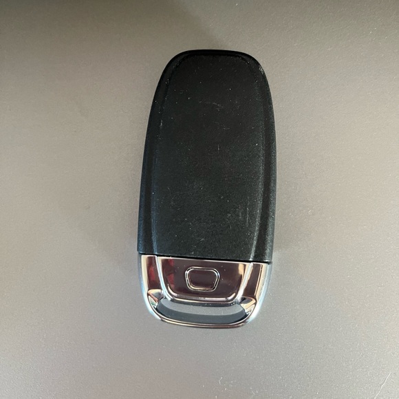 Audi | Car Audio, Video & GPS | Audi A4 Car Programmable Key Fob Euc ...